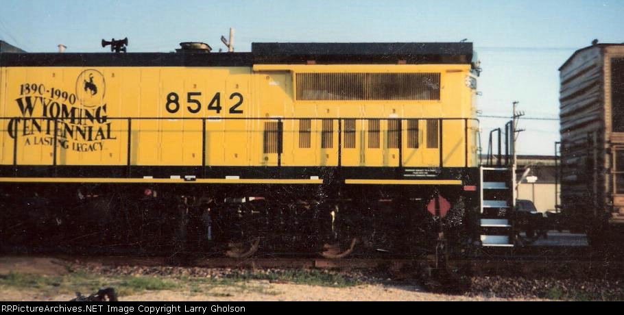 CNW 8542
